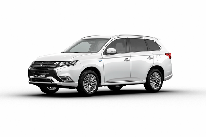 מיצובישי אאוטלנדר PHEV המחודש | Drive Time